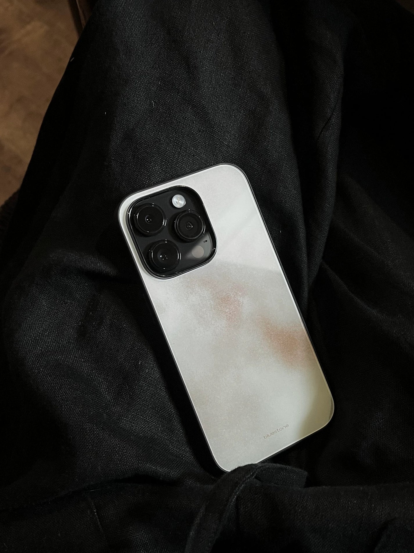 iPhone Case Porcelain Style Glaze White – All the beautiful things