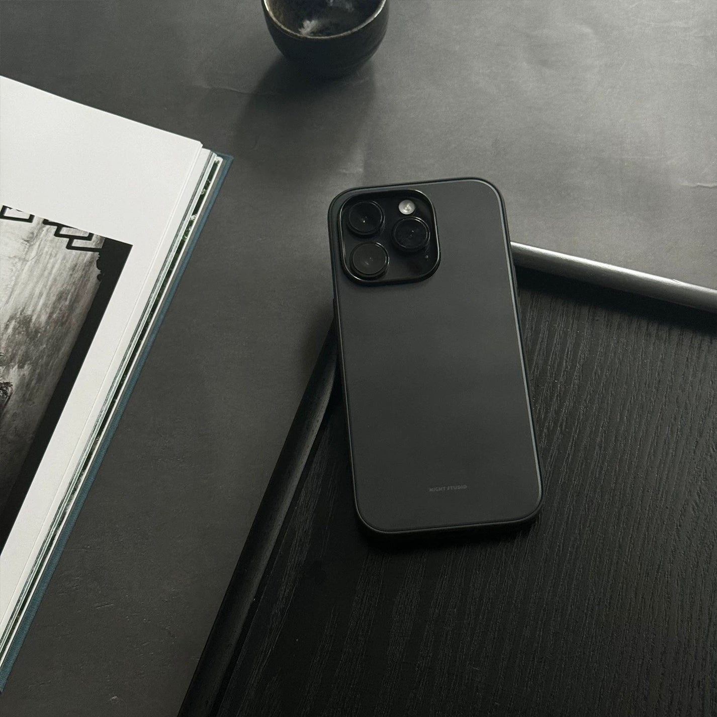 IPhone Case Acrylic Grey – All the beautiful things